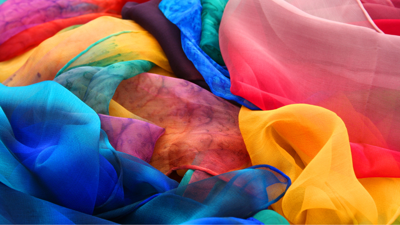 STYLE Site | 11 Ways to Wear a Scarf in Summer